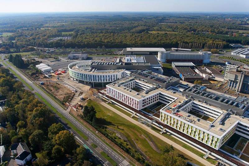 CHR d'orléans : la livraison du nouvel hôpital dans les temps