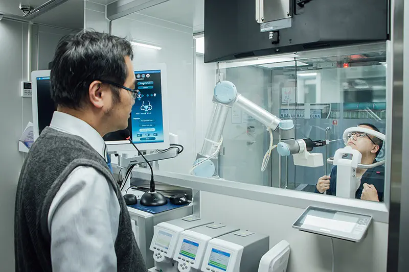 Des tests PCR livrés en 25 minutes, avec prélèvement robot assisté ...